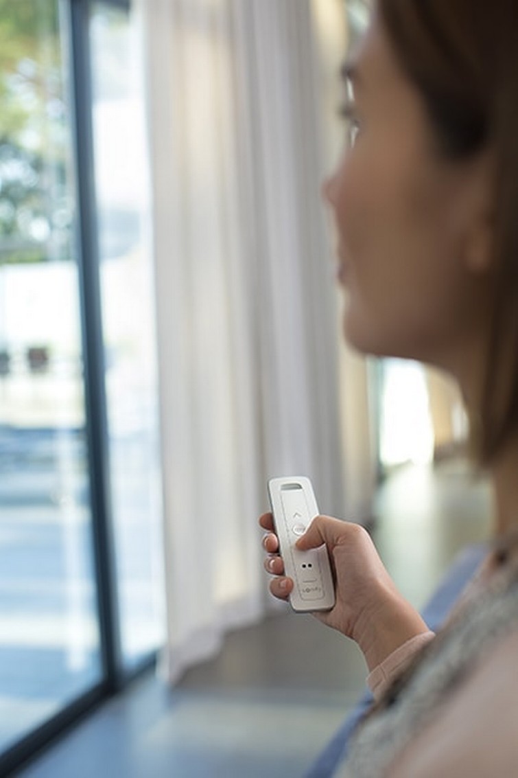Motorizzazione per tende elettriche alla romana | Somfy